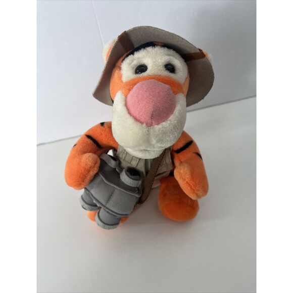 Disney | Toys | Winnie The Pooh Pal Tigger Safari Explorer Plush ...